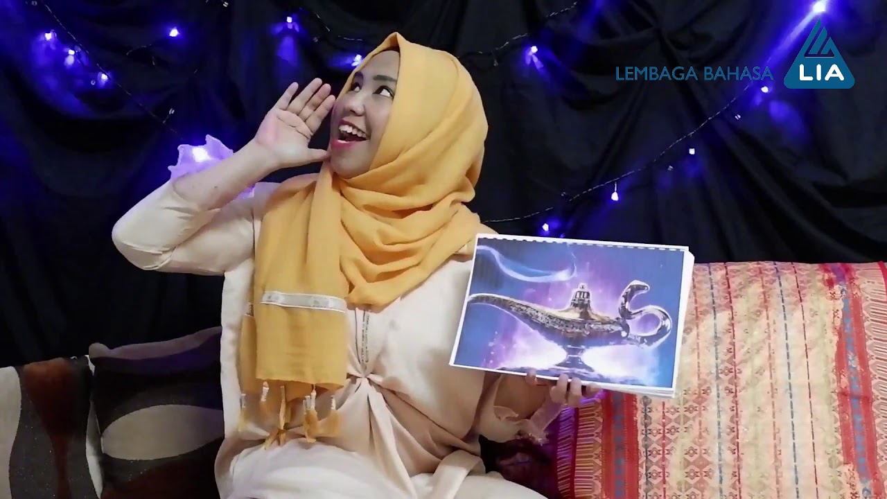 DIAN WULAN LESTARI - LIA PALEMBANG ENGLISH COMPETITION 2019 - YouTube