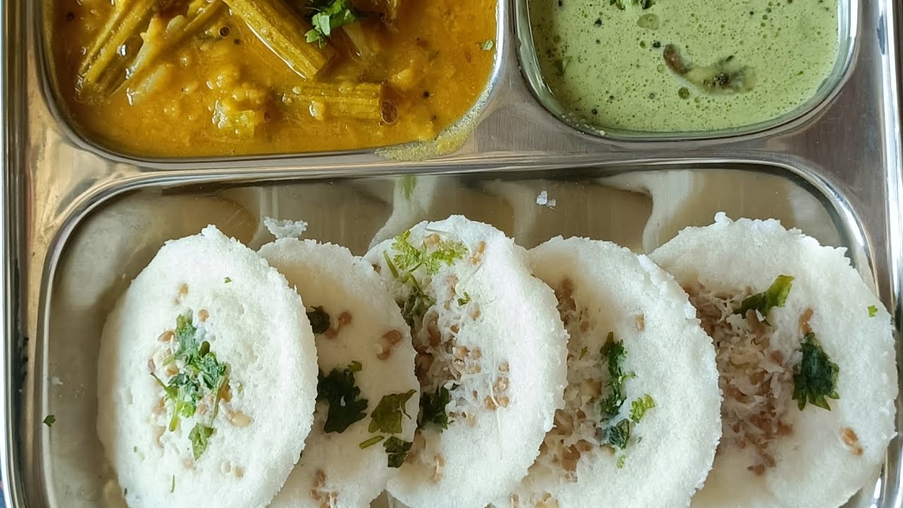 Healthy tasty idli/sprouts idli#youtubeshorts #shortsvideo #viral - YouTube