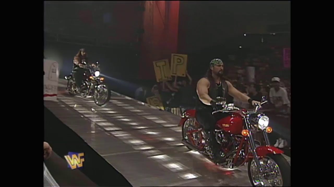 Crush forms a Biker Gang! Disciples of Apocalypse Debut 1997 (WWF ...