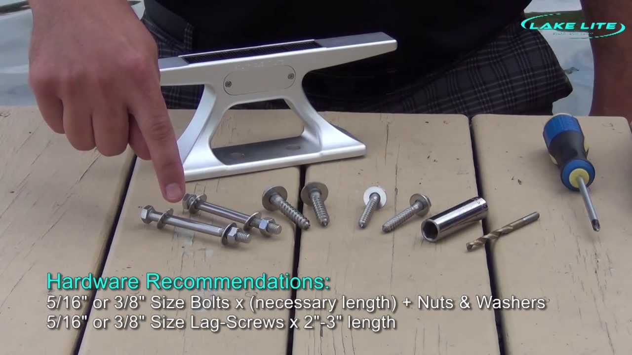 10in Solar Cleat Light Installation Video - YouTube