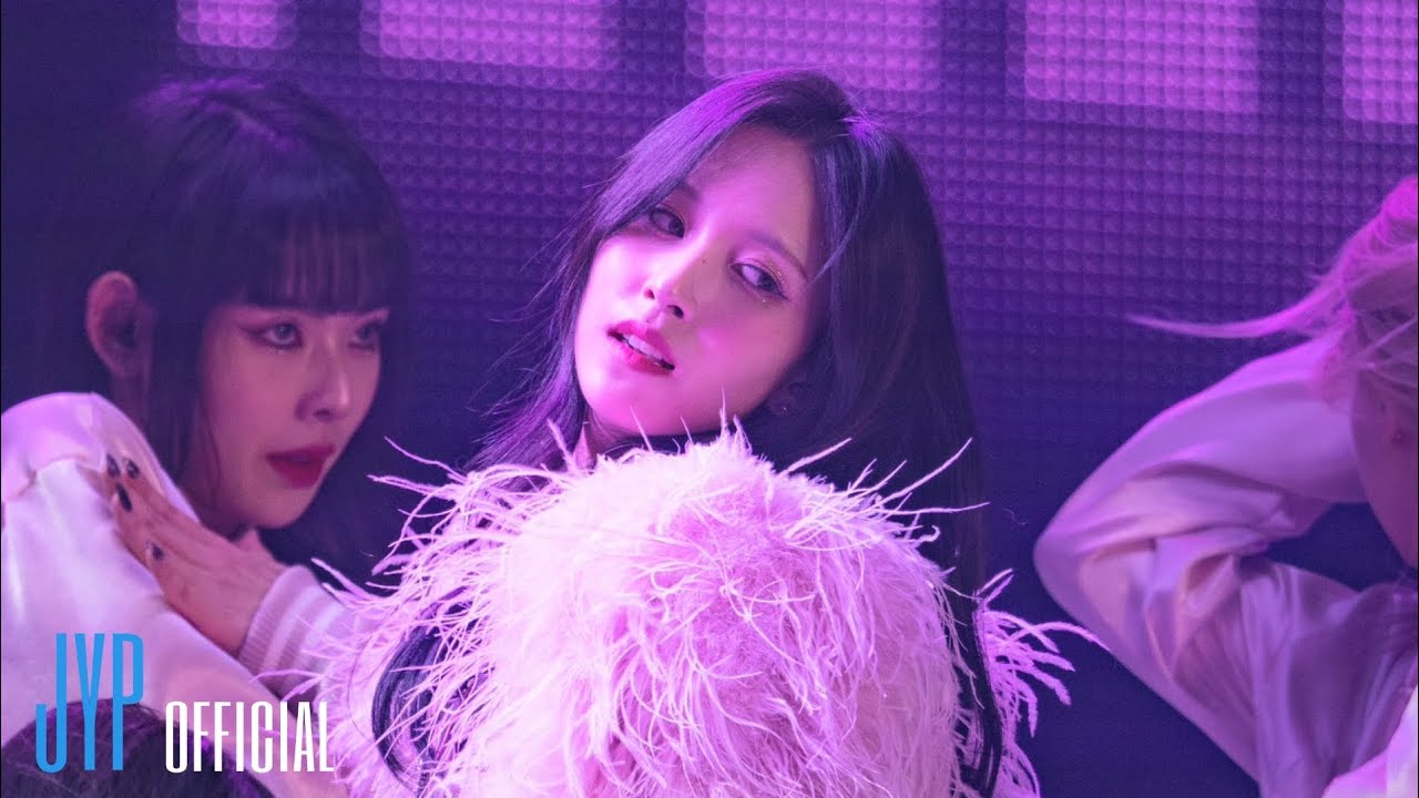 Mina - 7 Rings (Cover) Twice Ready to be in Seoul - YouTube