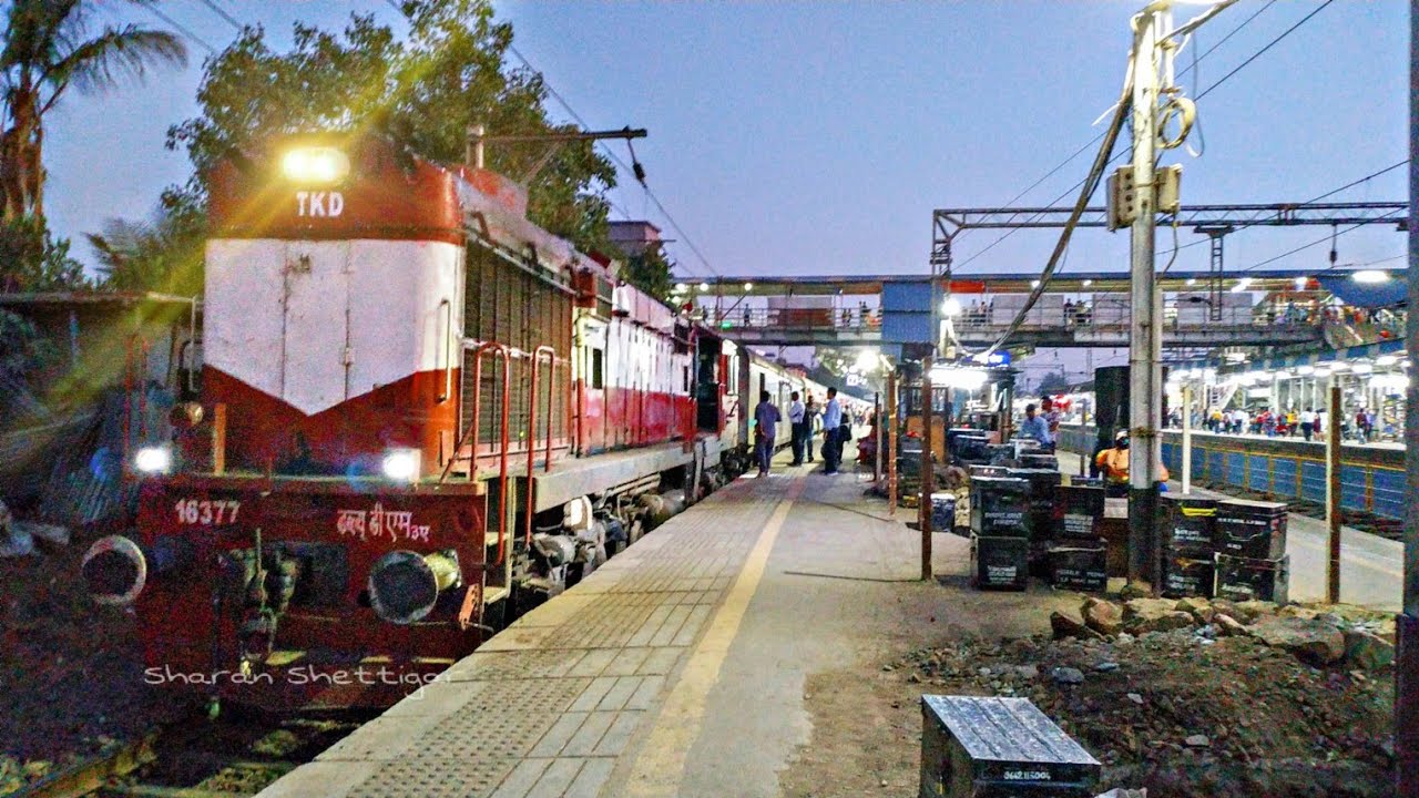 Powerful Grand Entry | Tughlakabad (TKD) WDM3A 16377 | Rare Locomotive ...