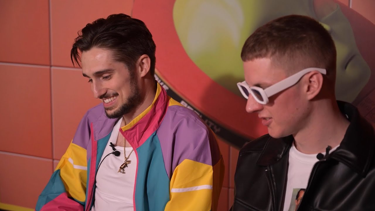 MIRROR GLIMPSE - Kiss V. Balázs - Backstage Magic 3. epizód - YouTube