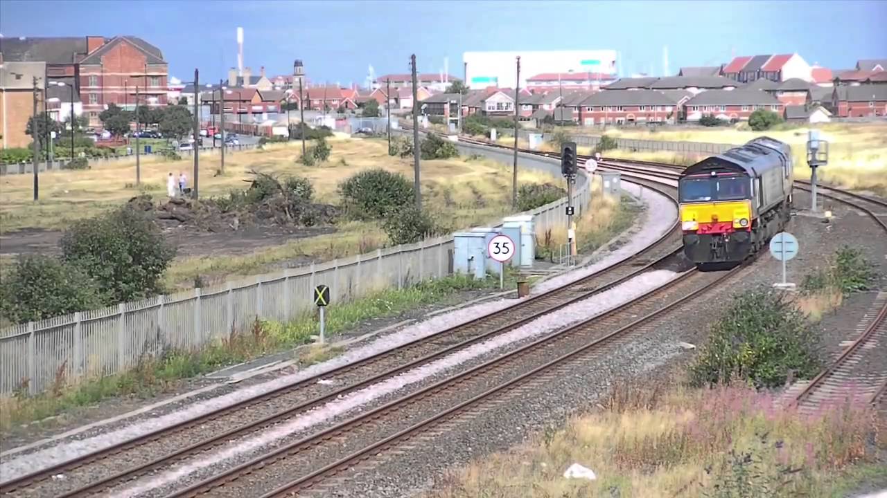 Class 66 66416 & 432 haul 1x FNA Nuclear Flask wagon Kingmoor-Seaton ...