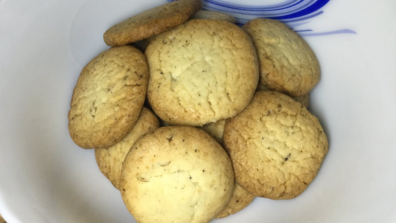 Cinnamon and black pepper cookies recipe with simple ingredients - YouTube