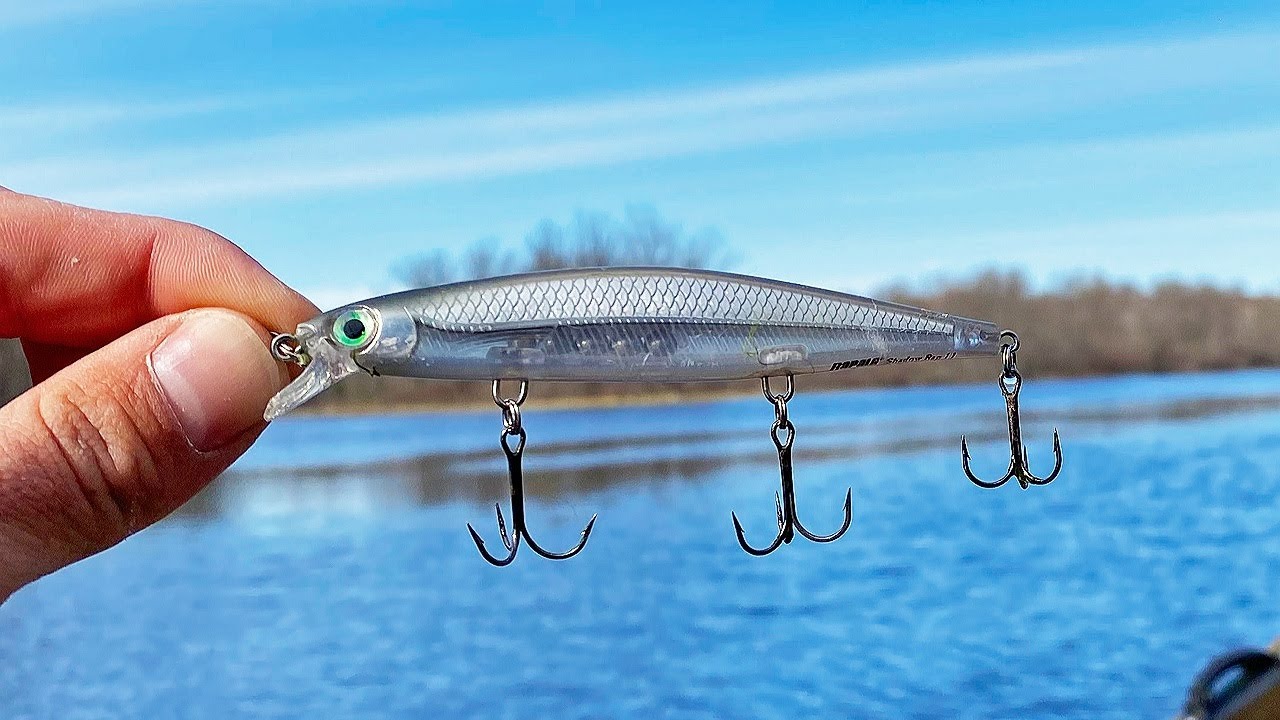 Jerkbait Fishing Small River for Big Fish!! - YouTube