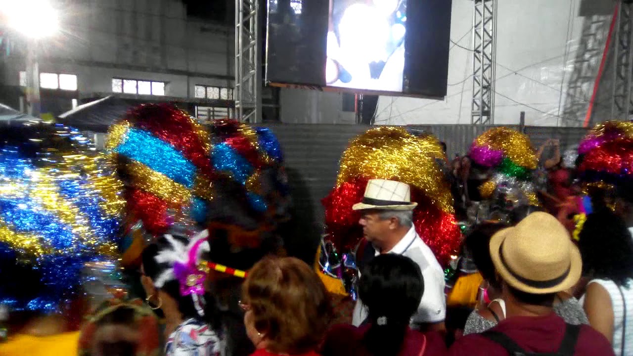 Maracatu baque solto estrela dourada Buenos Aires-PE mestre Barachinha ...