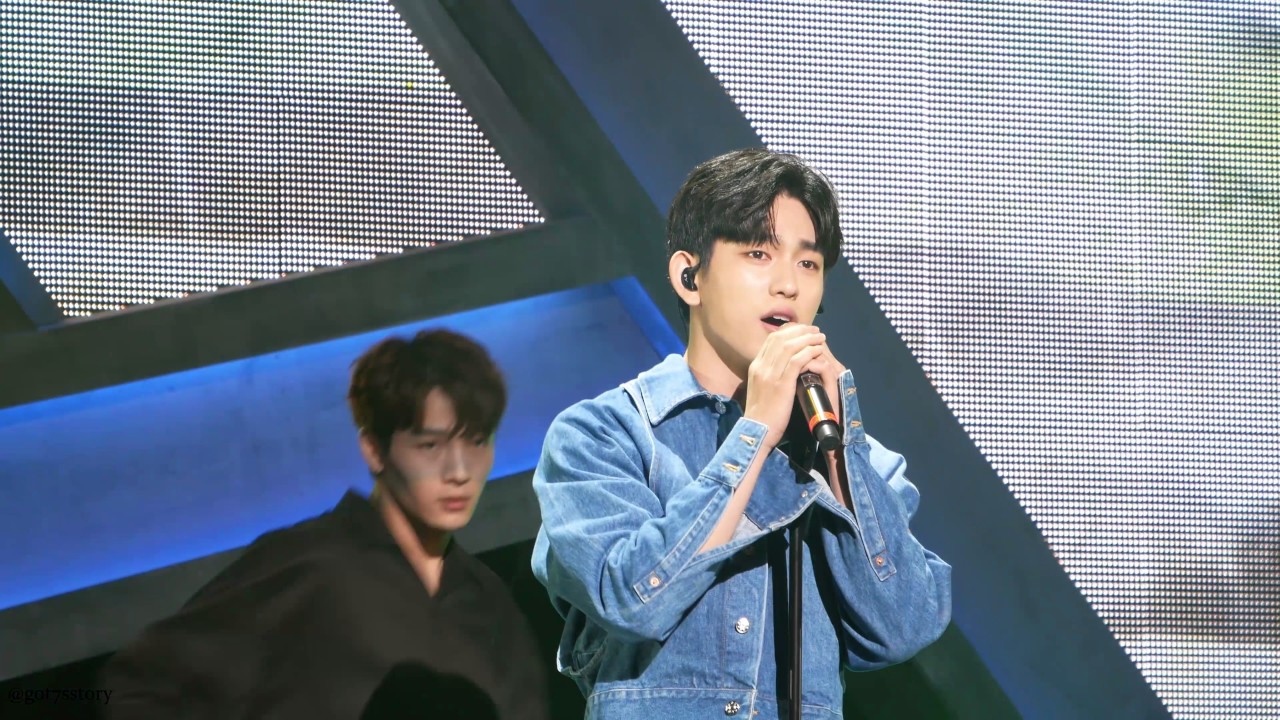 [4K] 170731 JJ Project Verse2 showcase 커밍홈(coming home) 진영(jinyoung ...