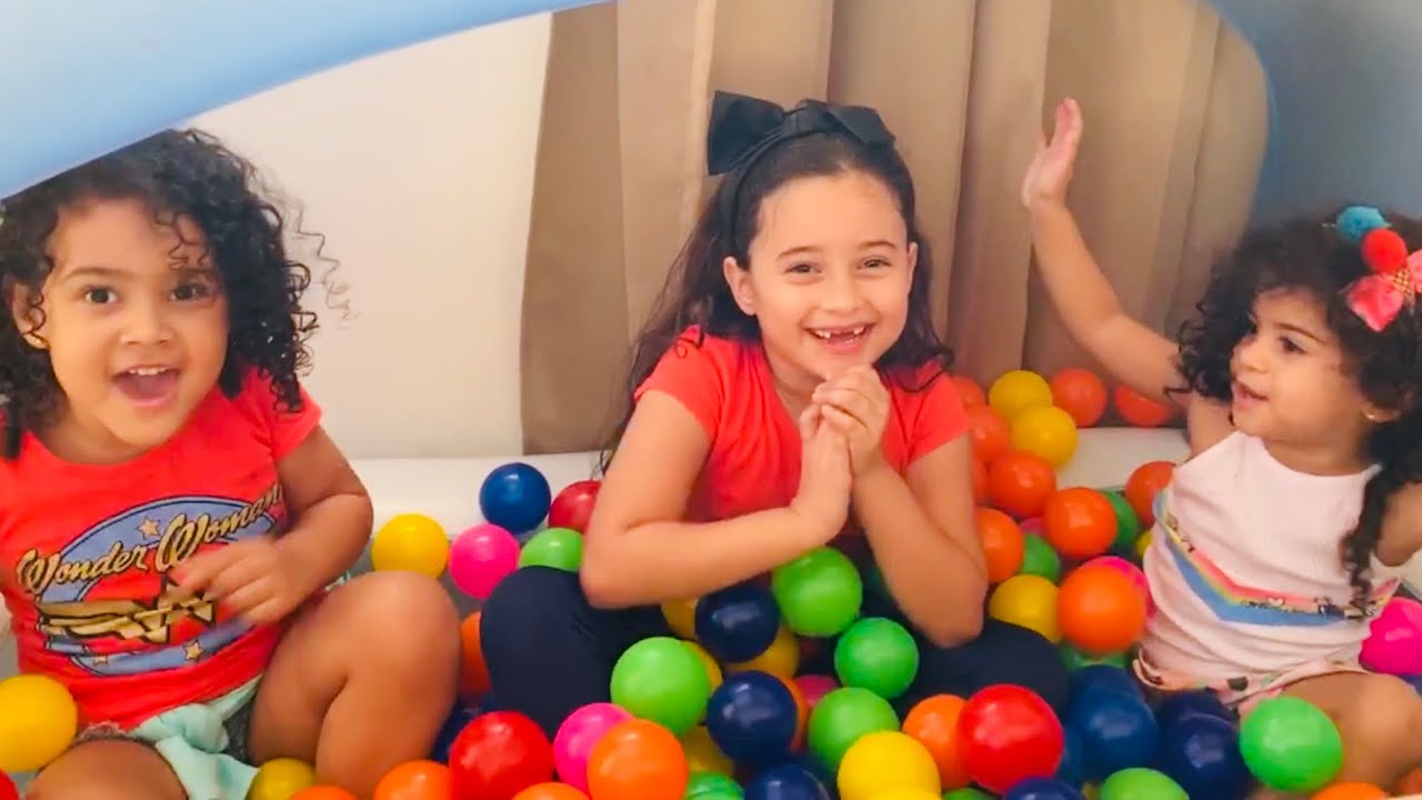 DESAFIO DA PISCINA DE BOLINHAS - BALL POOL CHALLENGE - YouTube