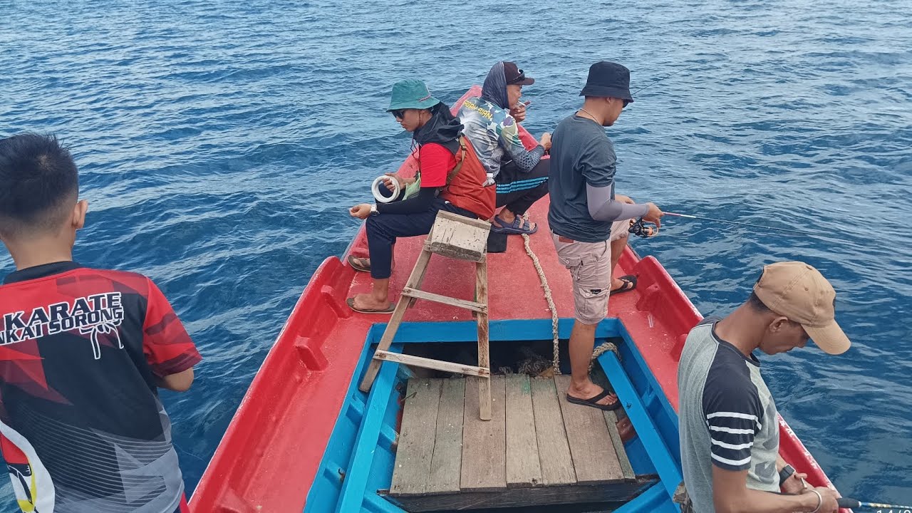 Mancing di Pulau Matan Papua Barat Daya - YouTube