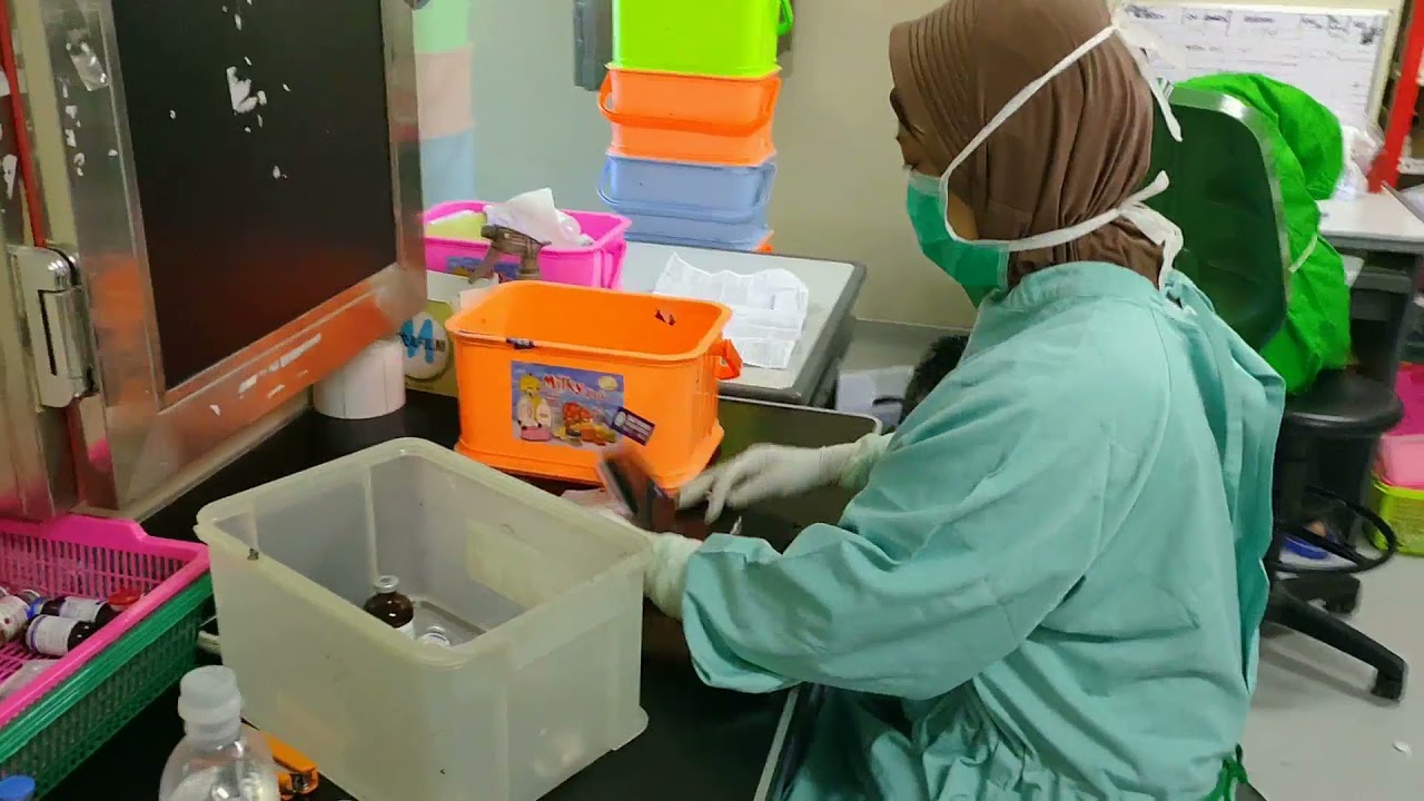 pencampuran obat sitostatika - YouTube