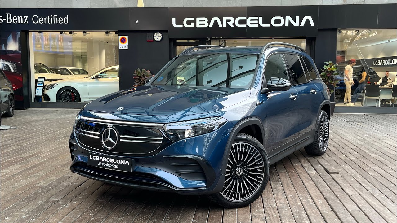 Mercedes Benz EQB 300 4MATIC Azul Denim - YouTube