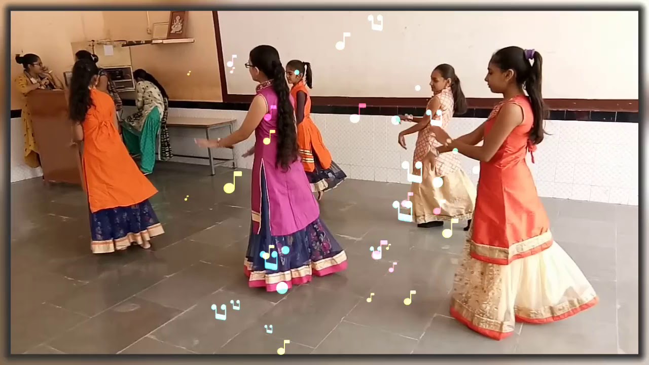 Pallo Latke Song Dance Performance - YouTube