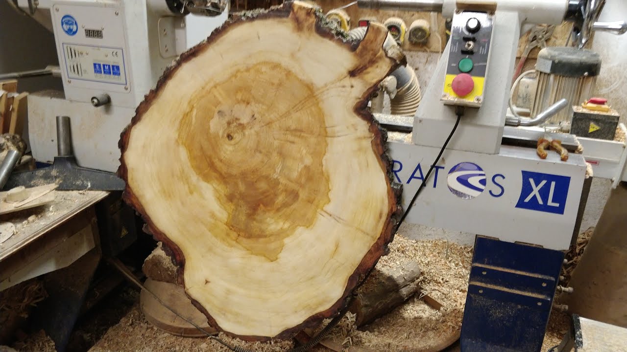woodturning - Turning a large board without cracks 🤨 - YouTube