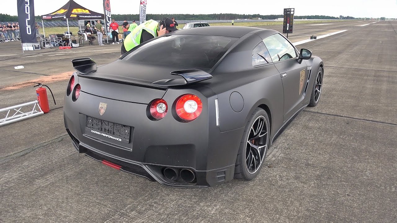 950HP Nissan GT-R R35 Darwin Performance 1/2 Mile Race Event! - YouTube