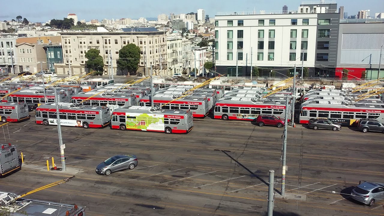 Blue Angels Air Show Action at SF Muni Presidio Division 10/11/19 - YouTube