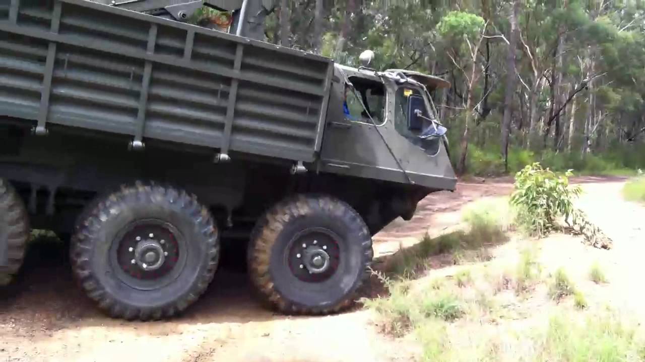 Alvis stalwart MK2 - YouTube