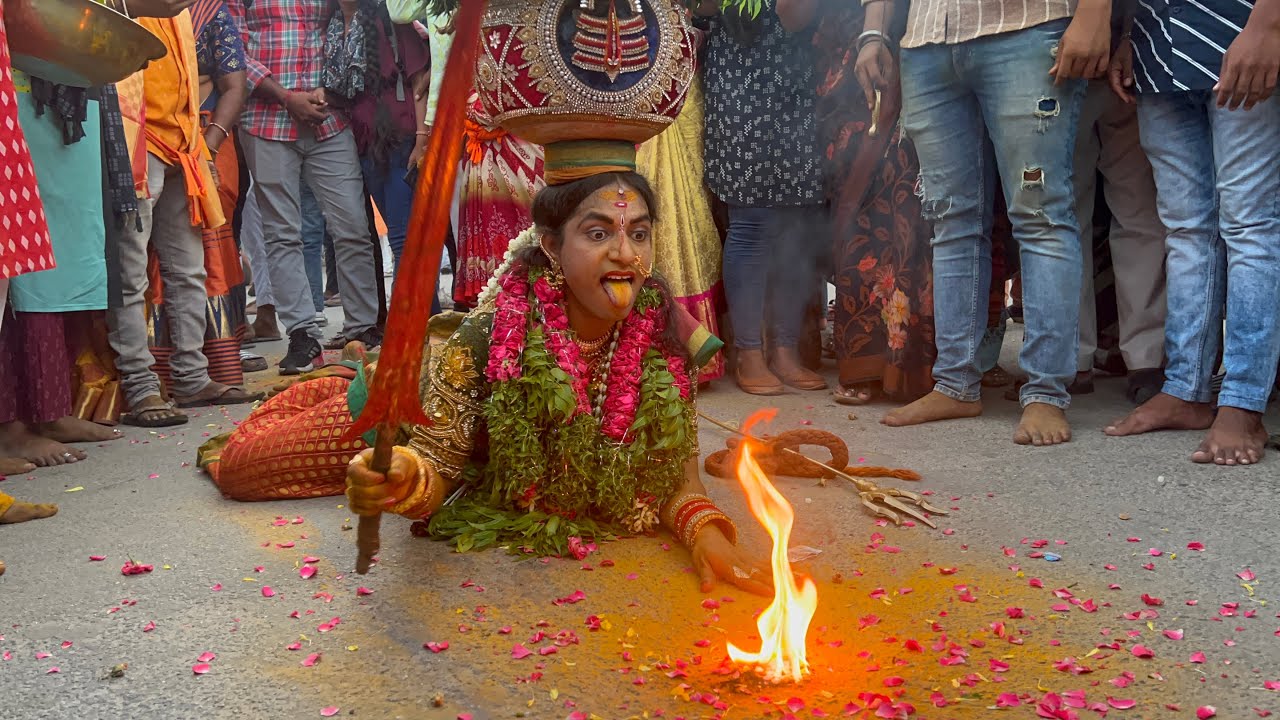 Rakesh Bonam Anna Sigam | Talwar Shiva Potharaju | Golconda Bonalu 2023 ...