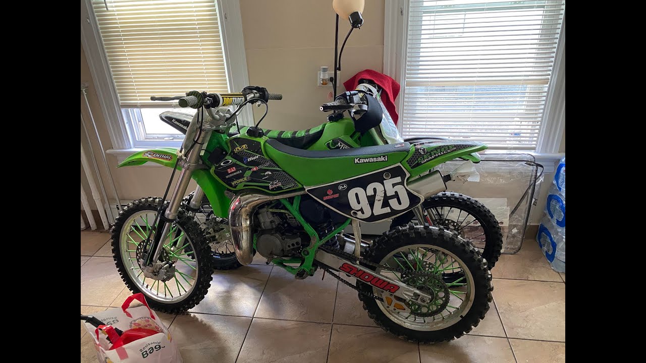 KX 100 VS KX 85 (RACE) BGMPOOK - YouTube