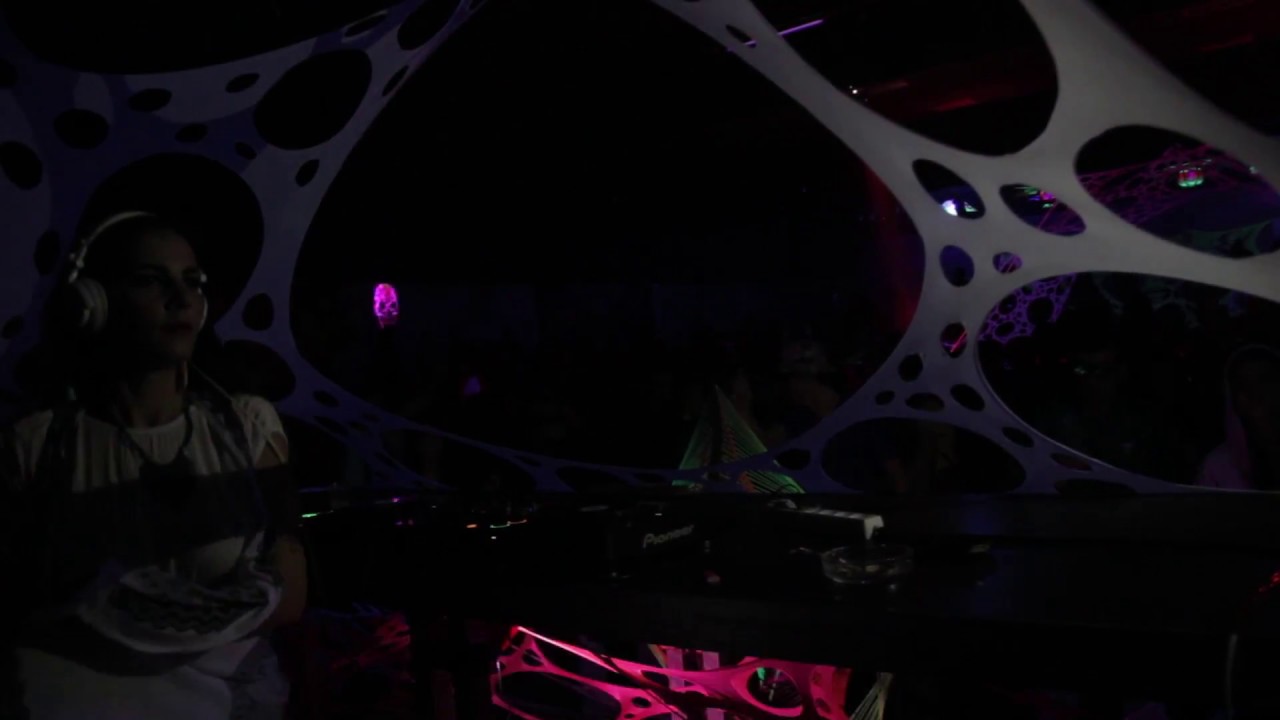 DJANE ISIS @ AMORPHIA TREE OF LIFE Pre Event Athens 2017 - YouTube