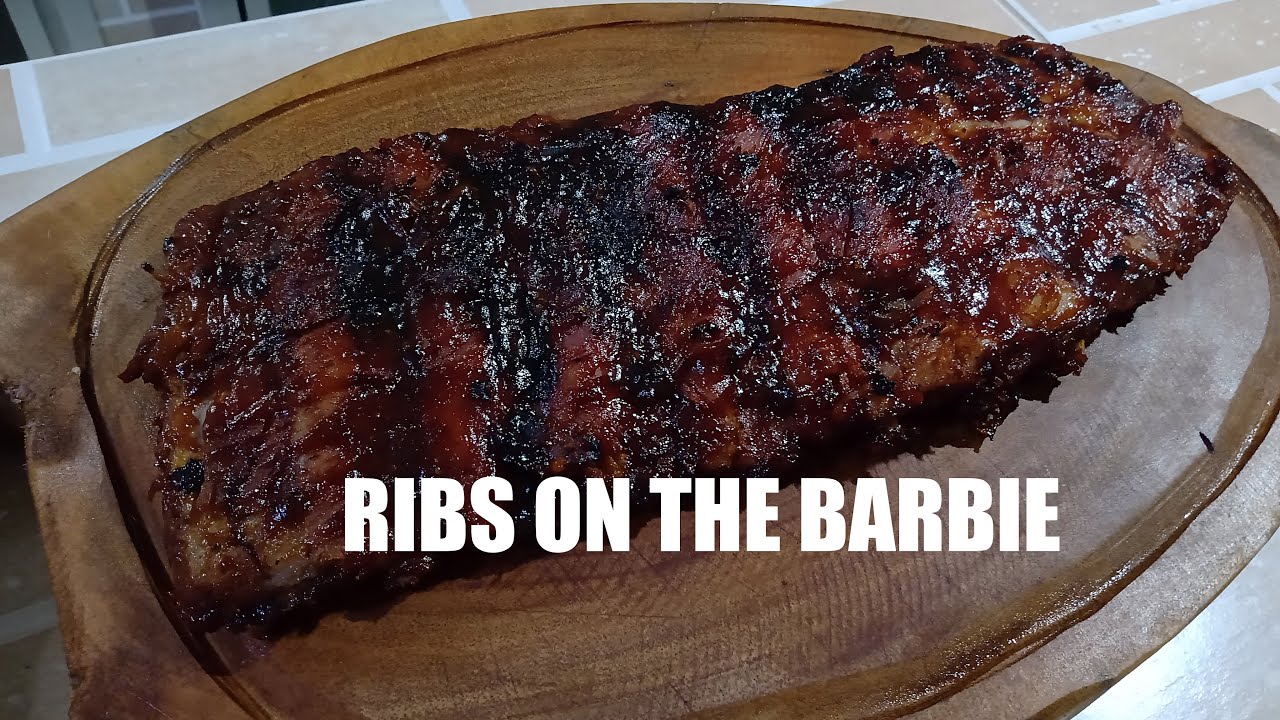 RIBS ON THE BARBIE - YouTube