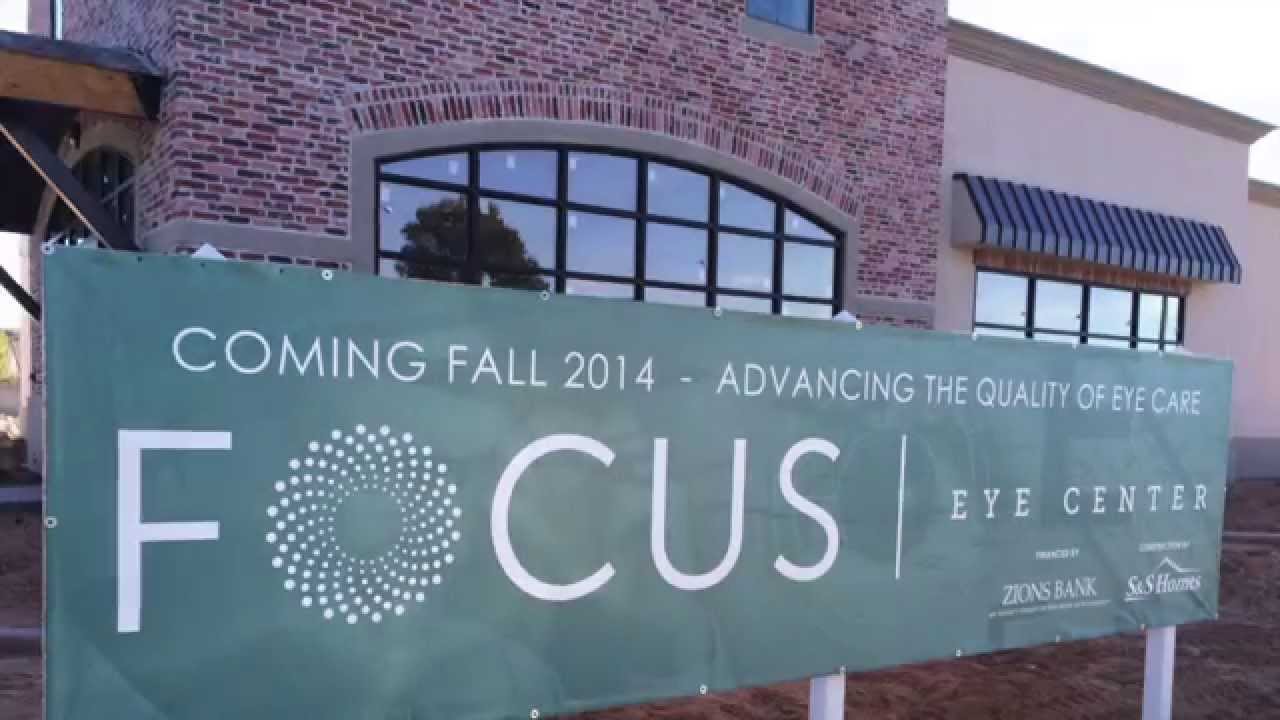 Focus Eye Center: Construction Timelapse - YouTube