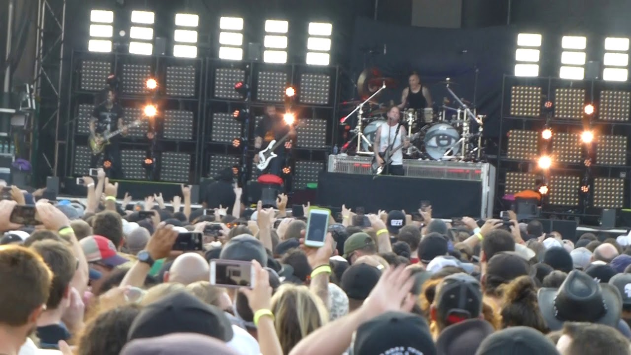 Stone Sour - Tired (Live Fort Lauderdale) - YouTube