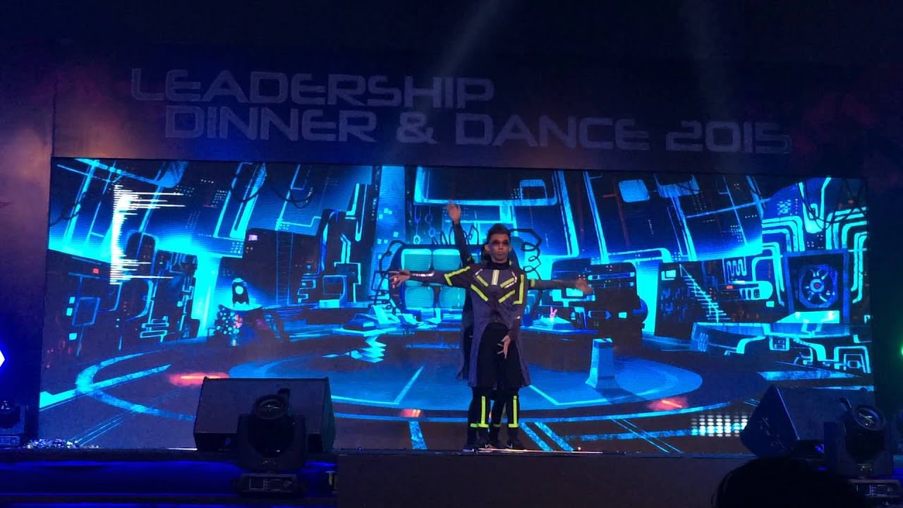 Futuristic X Beatbox Dance Performance - YouTube