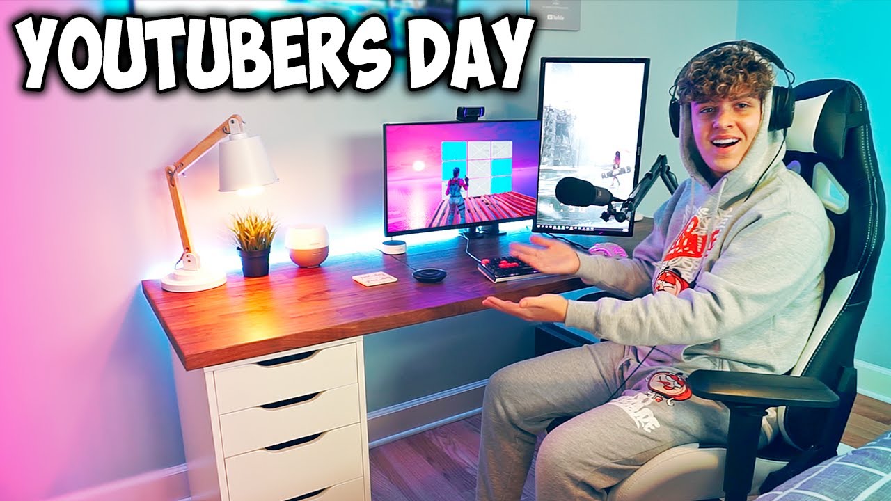 Day In The Life Of A 15 Year Old Full Time YouTuber | Kybo - YouTube