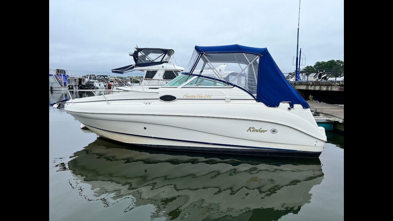 Rinker Fiesta Vee 242 inkl. Trailer, verkauft - YouTube