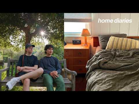 Home Diaries | Estate sales, botanical garden stroll, slow summer days