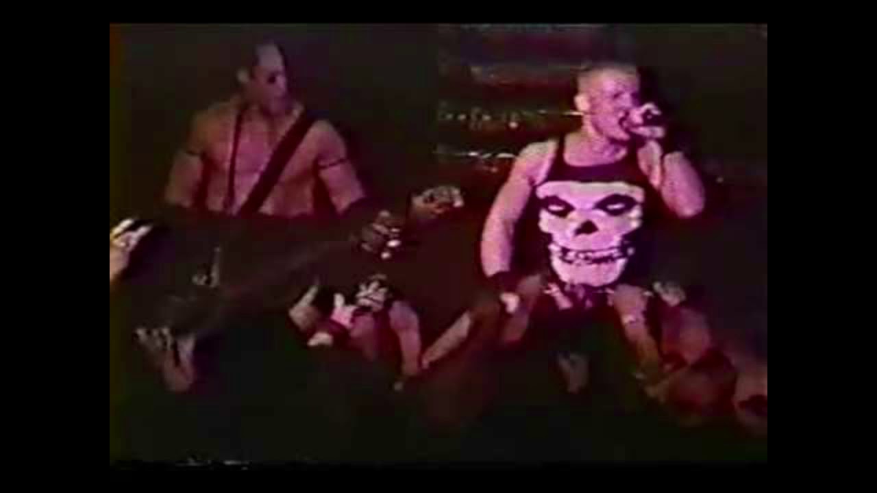 Misfits - live 2000, con Zoli - YouTube