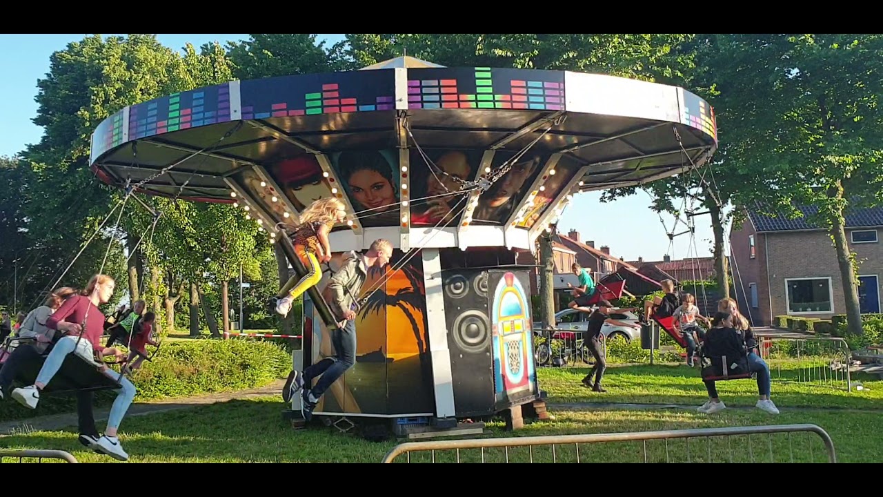 Disco Zweef - Veen | Kermis Baflo 2021 | - YouTube