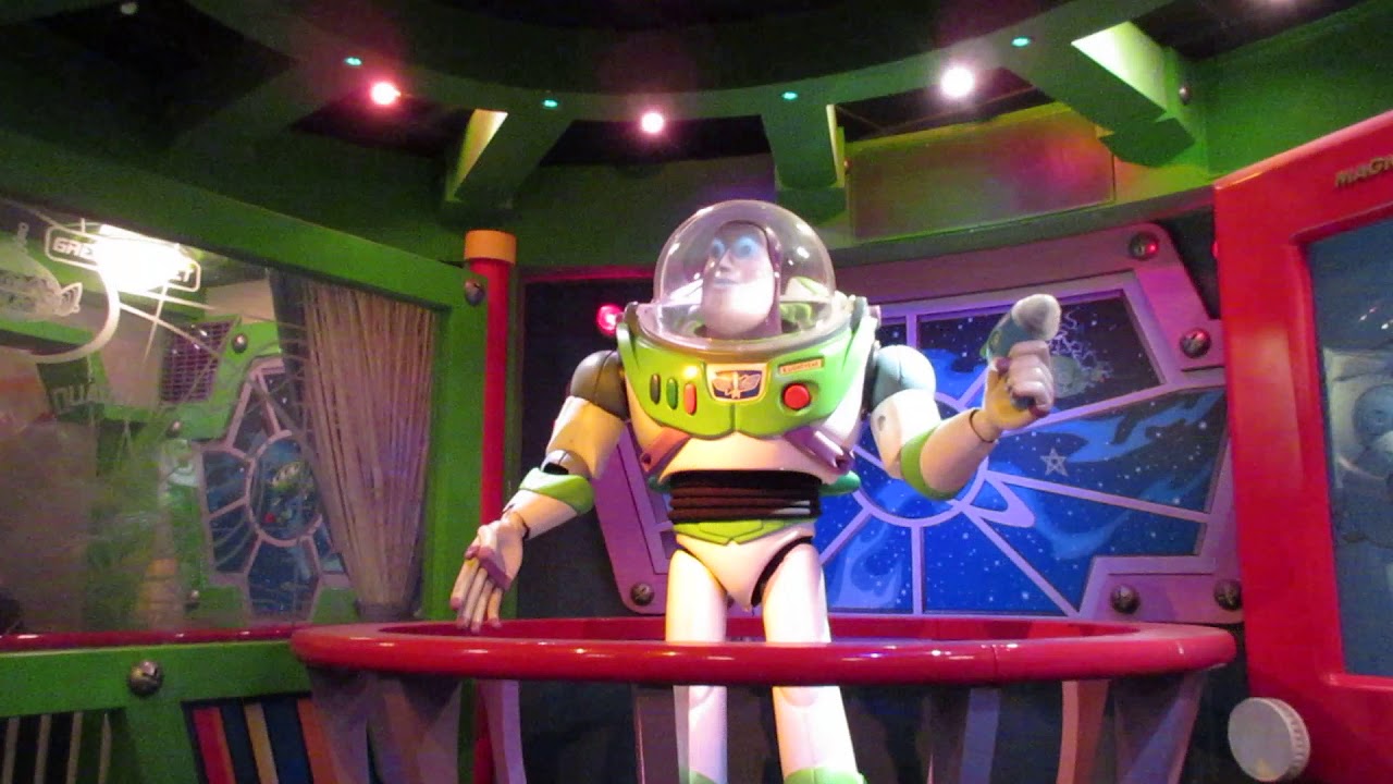 Buzz Lightyear French Preshow in Buzz Lightyear Laser Blast (Astro ...