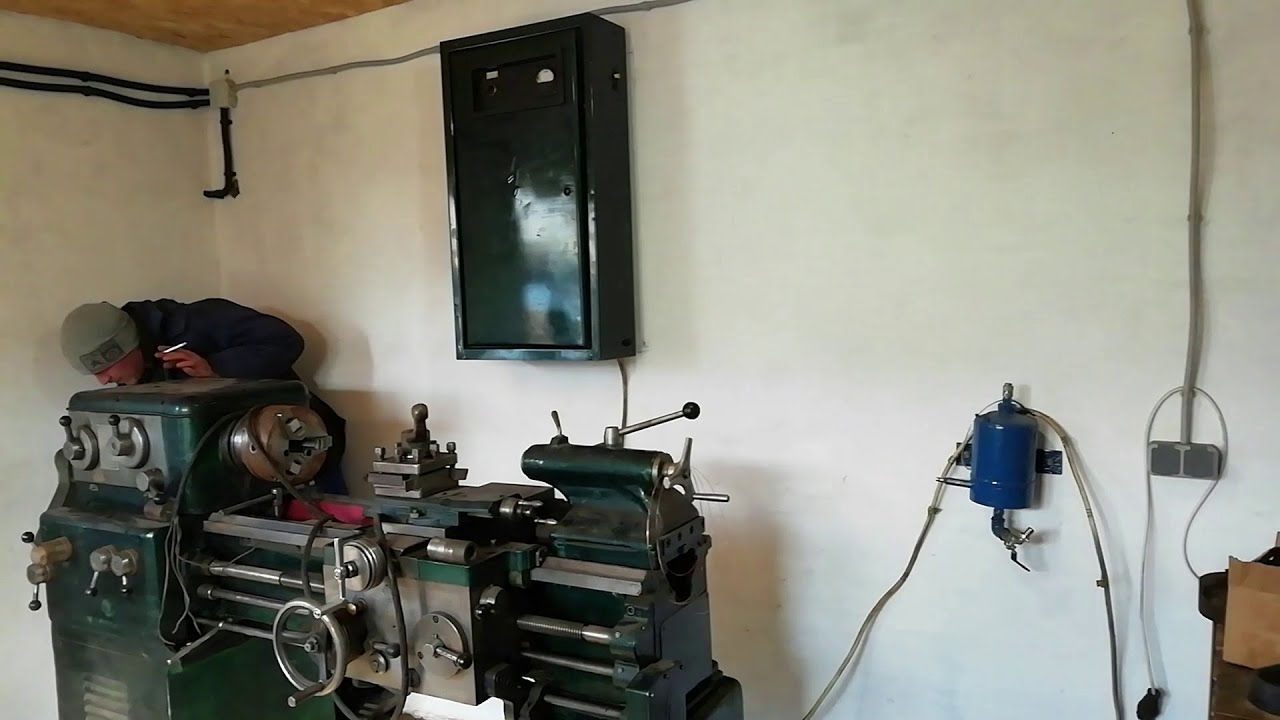 УСТАНОВКА И ПОДКЛЮЧЕНИЕ токарного станка 1М61. INSTALLATION AND ...