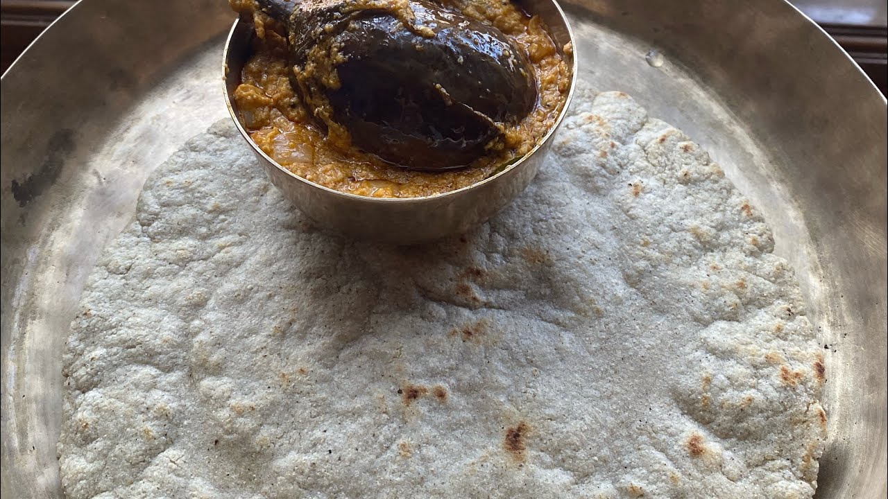 Jowar roti/Jolada rotti - YouTube