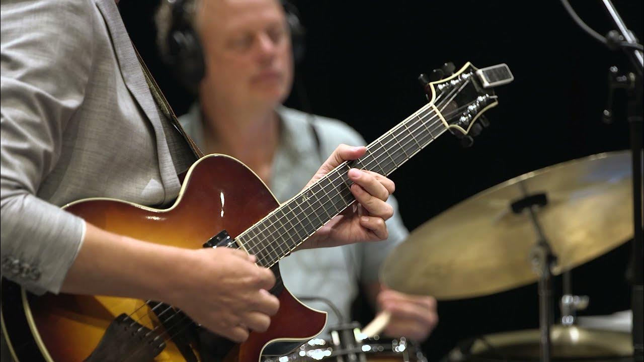 O.H.T. (Occupational Hazard Trio/Joost Zoeteman) feat Marcus Schinkel "Suspect Morein" - YouTube