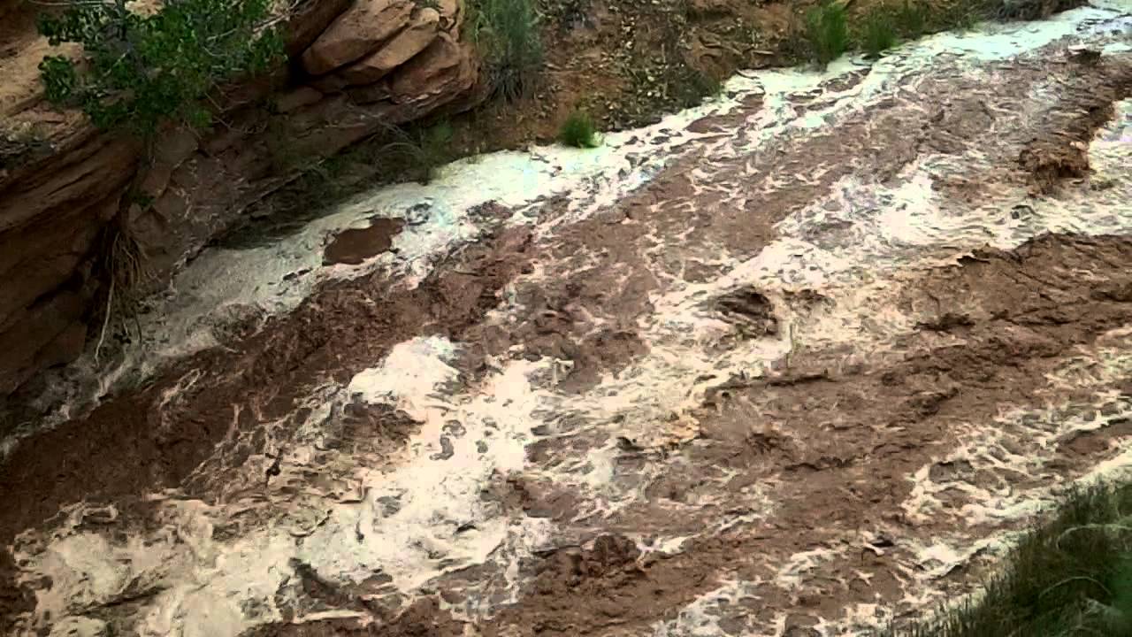 Flash Flood in Capitol Reef National Park - YouTube