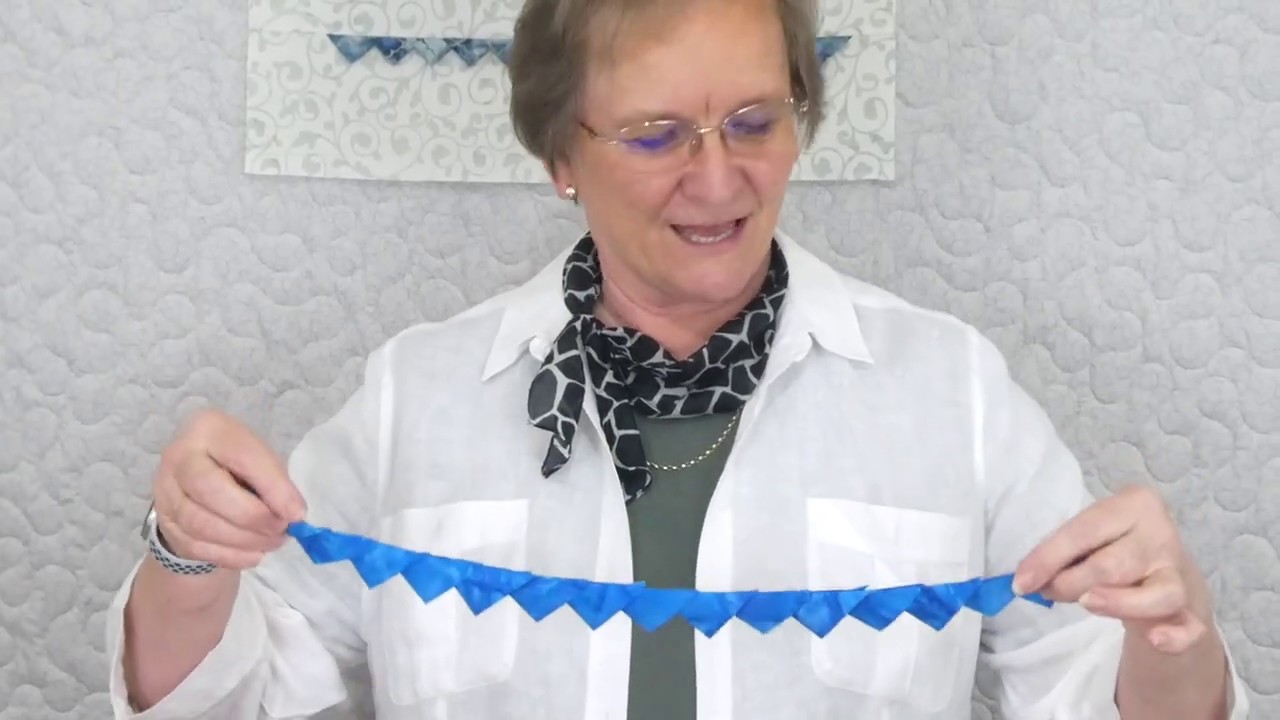 Quilting Tips & Techniques 269 - How to make continuous Prairie Points ...