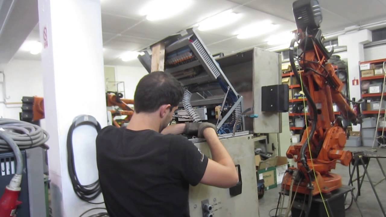 Fixing Used robots electricalcomponents - YouTube