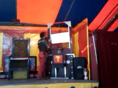9/12/14 sideshow acts @ la county fair - YouTube