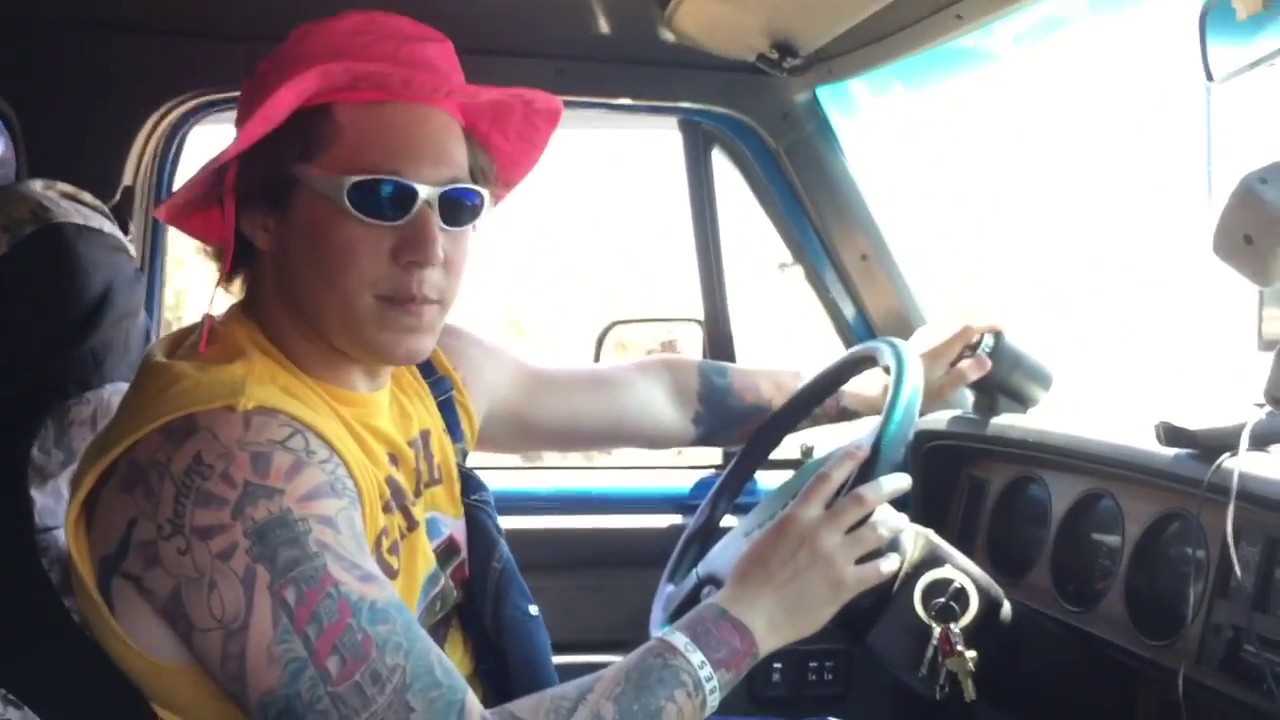 Dodge owner in Hollywood - YouTube