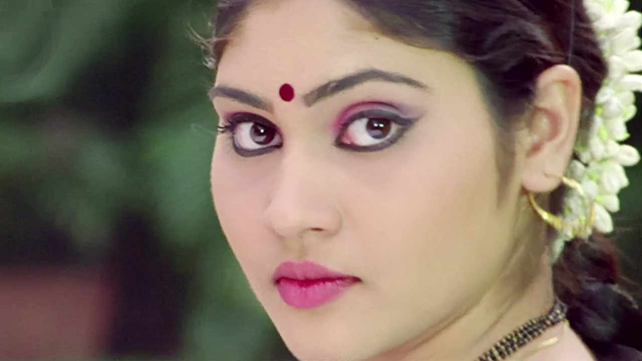 Sanjay Shejwal, Satish Tare, Thamb Laxmi Kunku Lavate - Marathi Scene ...