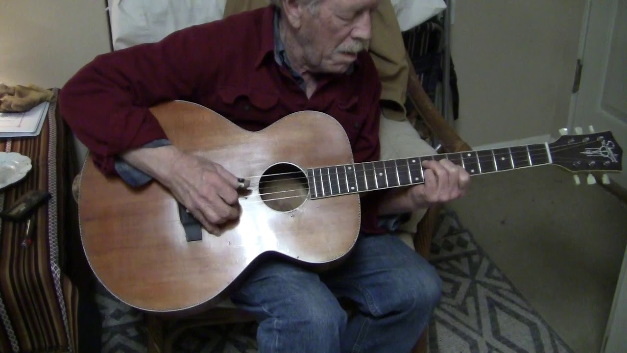 5 STRING GITJO GUITAR - YouTube