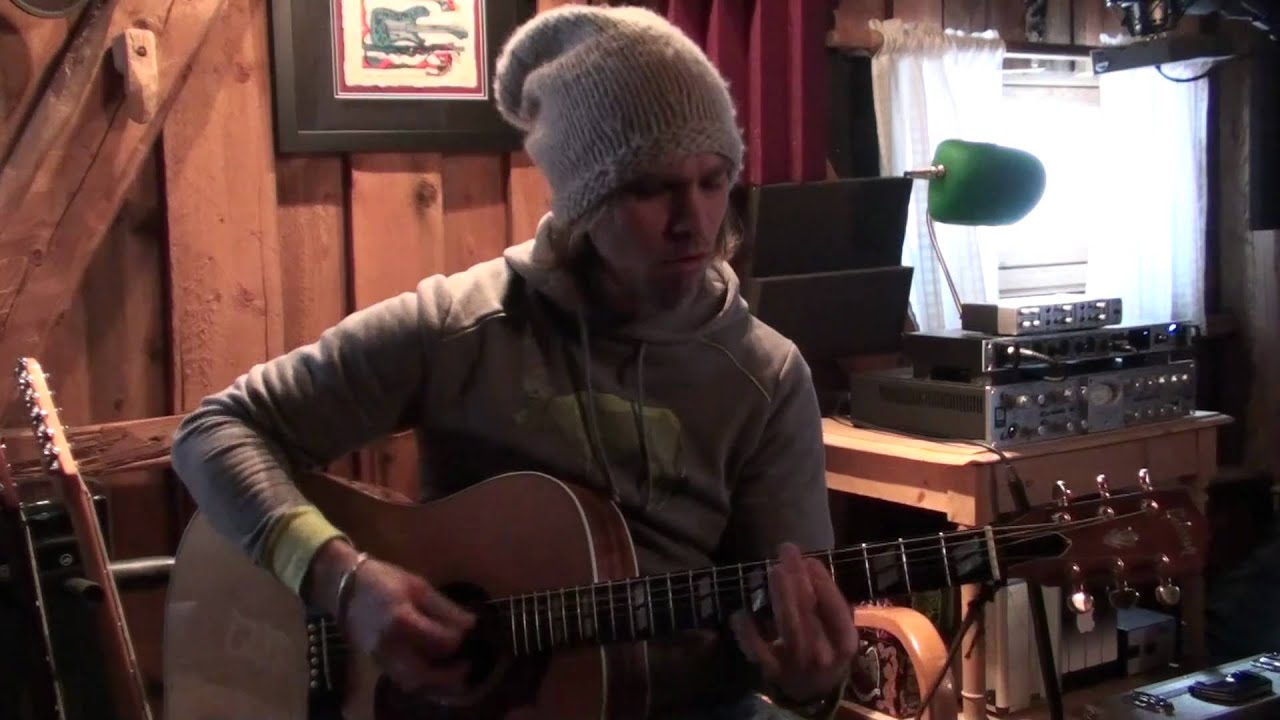 Steve Miller Band - The Joker (Petter Dahlgren acoustic) - YouTube