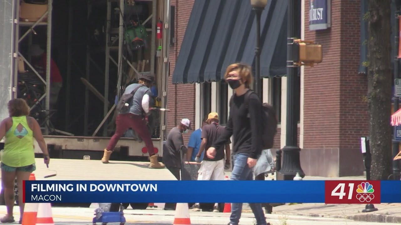 TYLER PERRY FILMING NEW MOVIE - YouTube