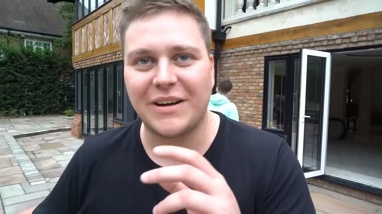 KSI gets seriously angry after a little joke - YouTube