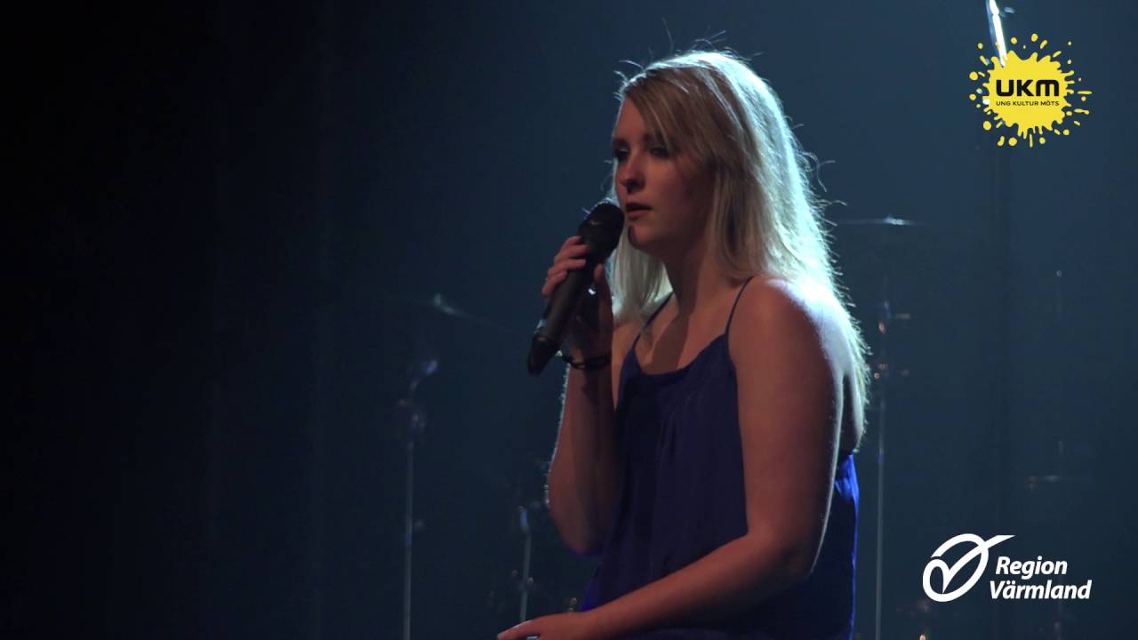 Ronja Gustafsson - UKM Värmland Länsfestival 2016 - YouTube