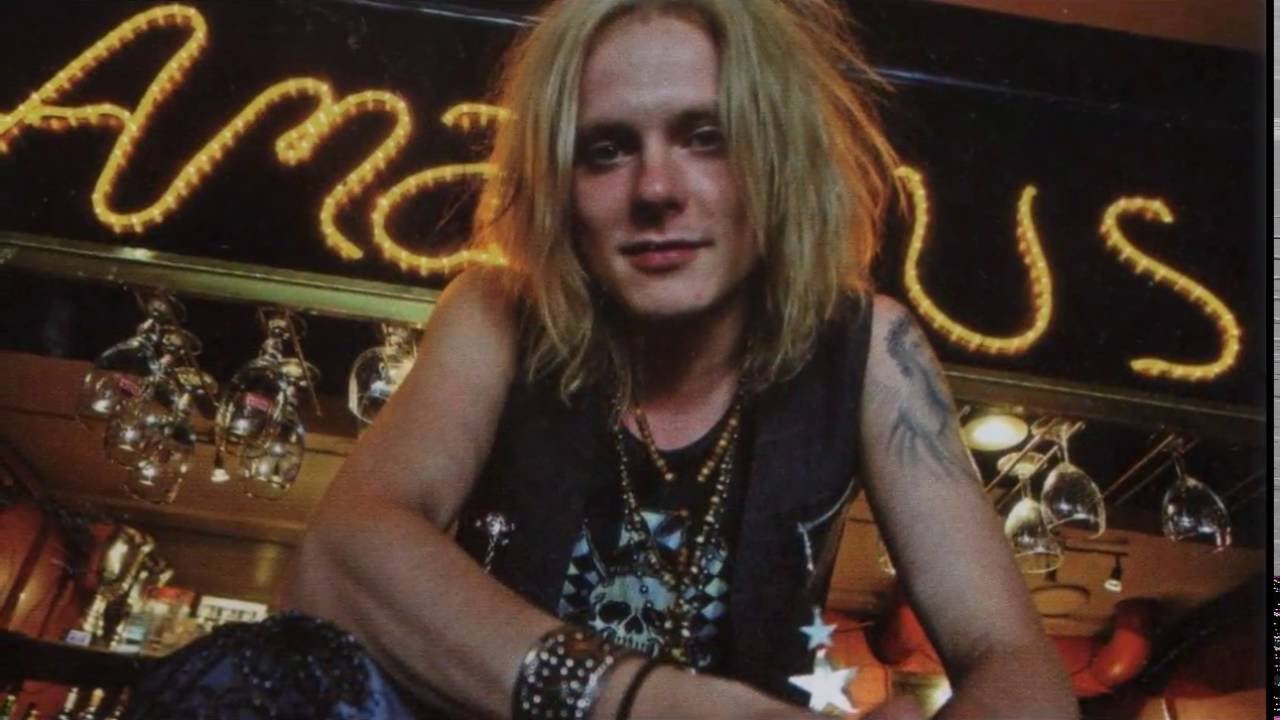 Jonne Aaron - Sealed - YouTube