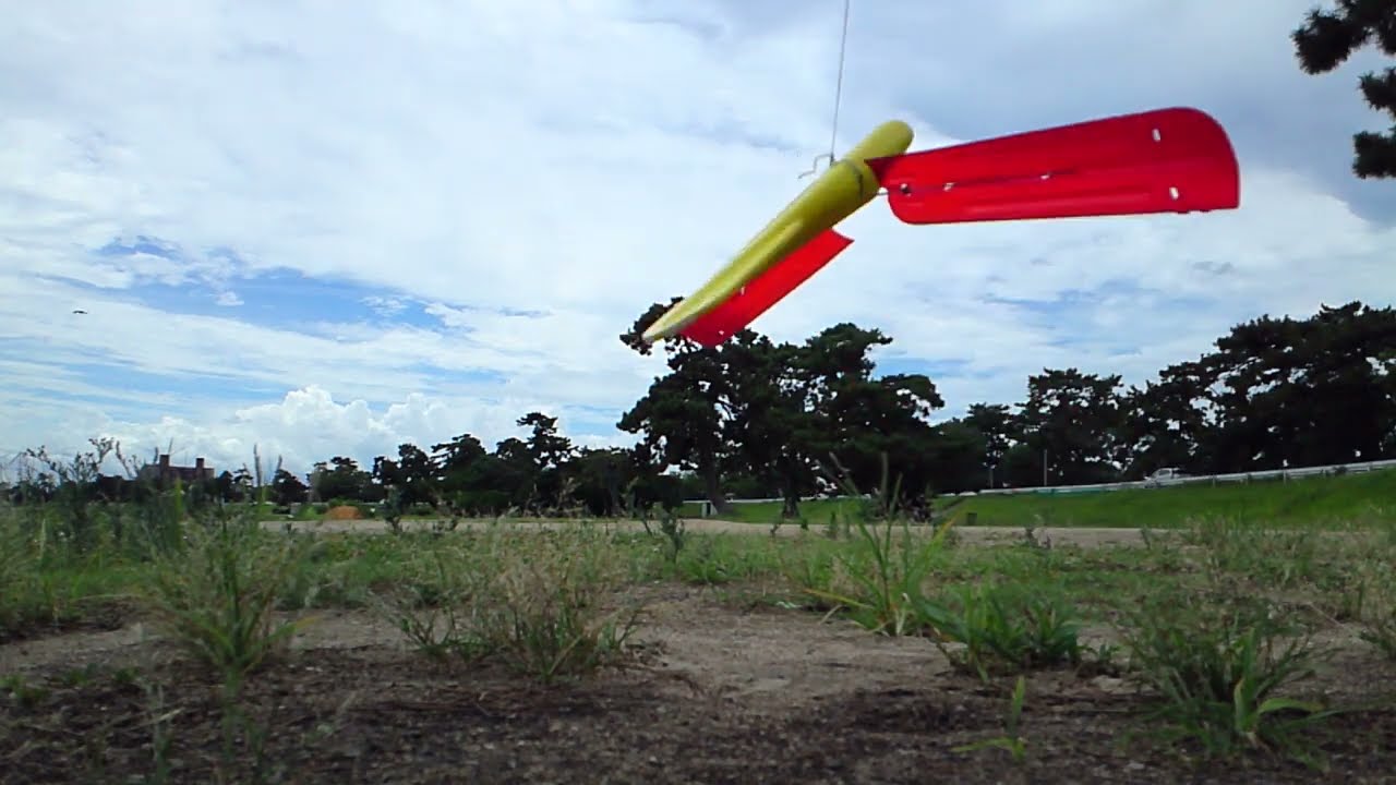 日本製「マグヌス効果」飛行機模型（飛行実験02）Made in Japan "Magnus Effect" Airplane Model ...